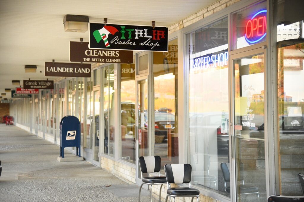 Italia Barber Shop Carmel – Haircuts for Men